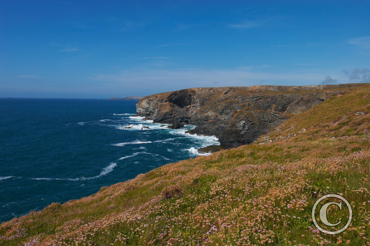 High Cove from near Park Head, between Bedruthan Steps and Portc ...